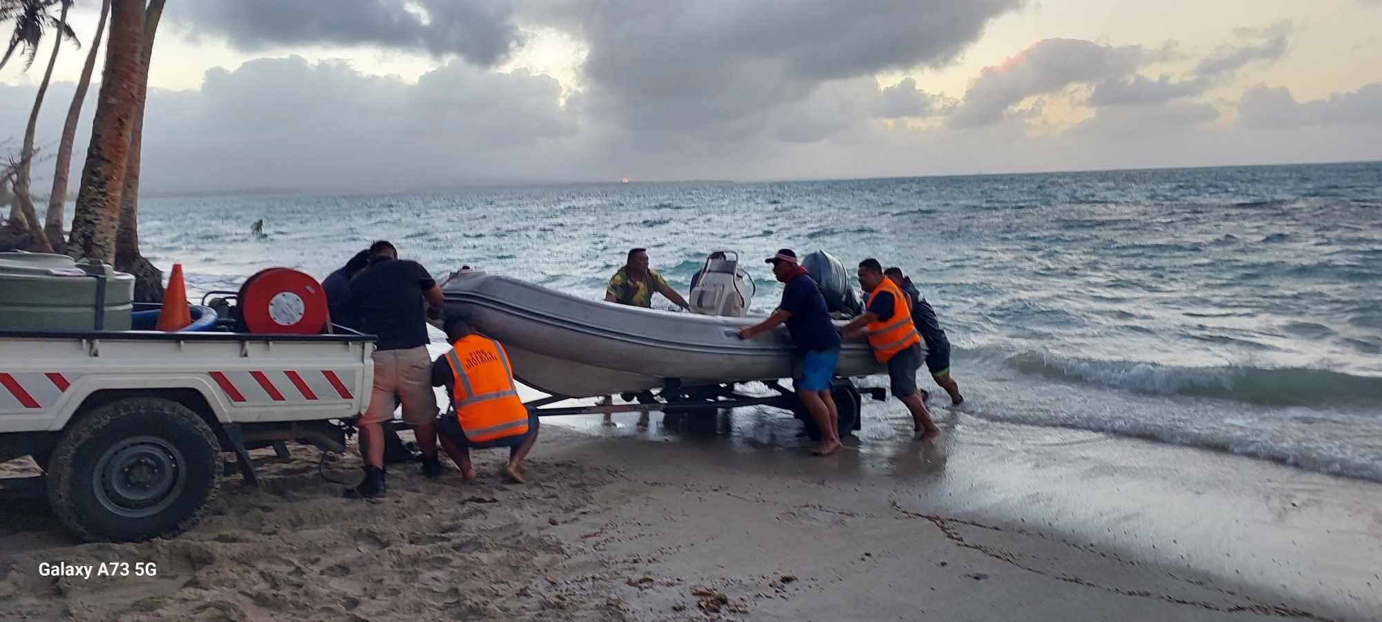 NZ Navy Ship HMNZS Manawanui Sinks off Samoa After Fire and Grounding ...