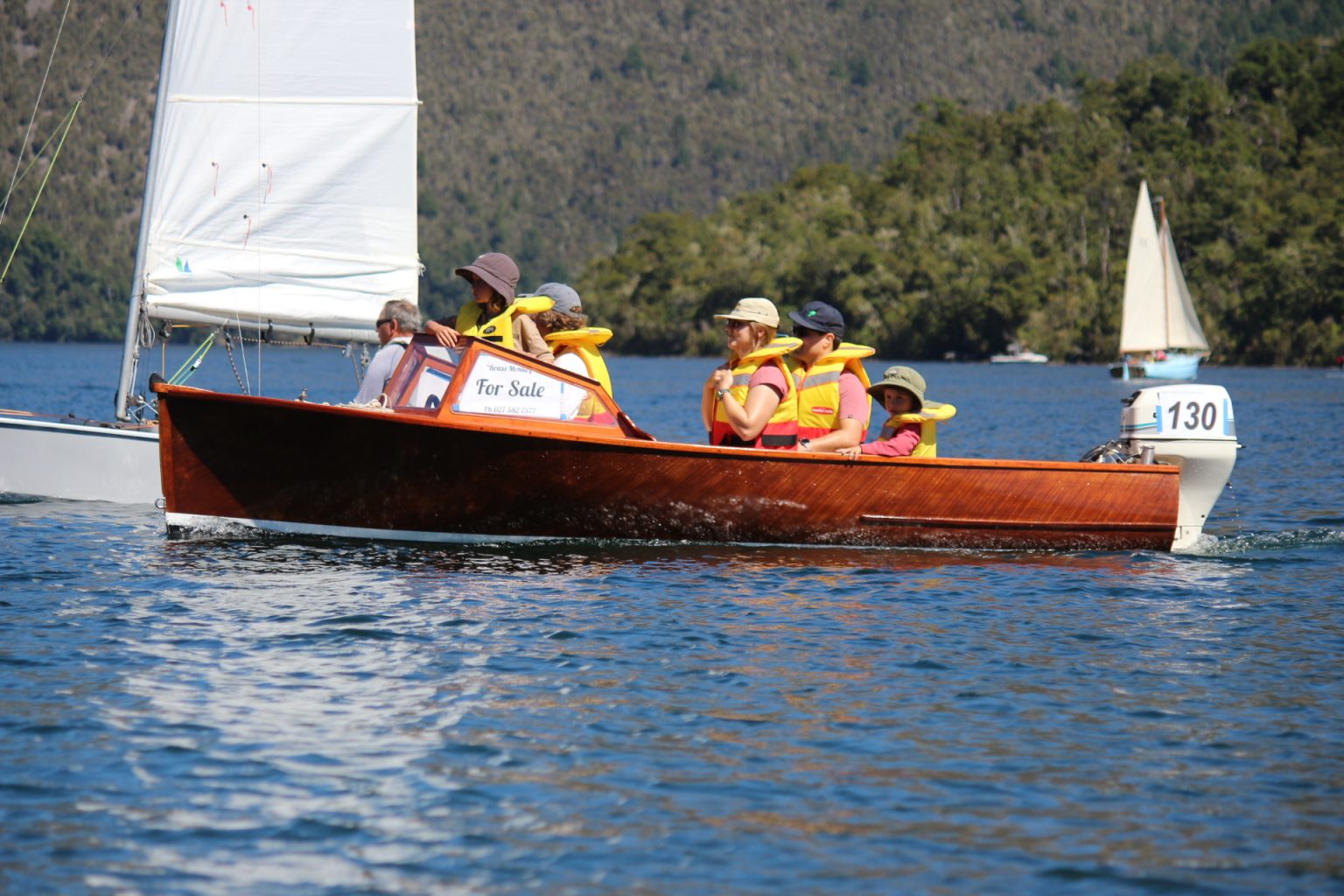Hydroplanes, clinker dinghies and a rare aluminium speed boat star at ...