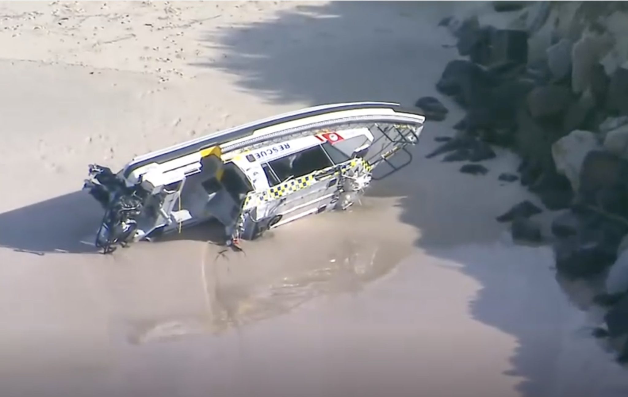 Three dead after Marine Rescue vessel capsizes at Ballina (NSW ...