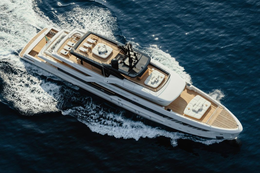Sanlorenzo pushes for green methanol infrastructure at Venice Climate ...
