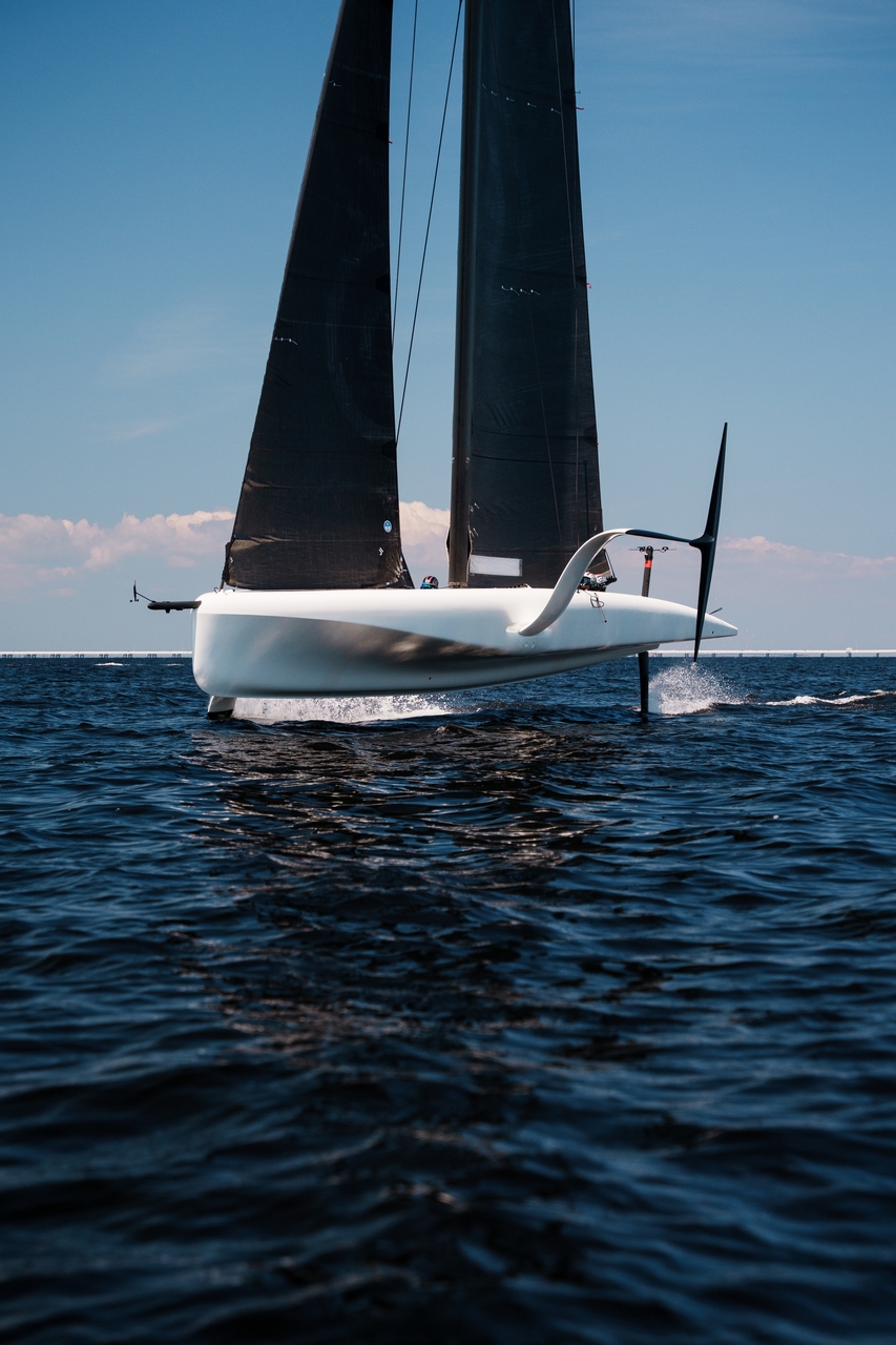 American Racing Team USA Complete First AC40 Training Block