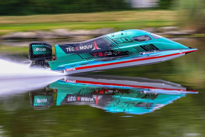 French racer David Helluin just set the first UIM World Record of 2026 ...